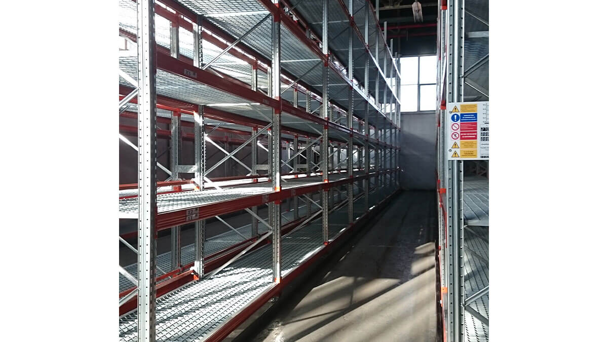 Renault | AR Racking UK