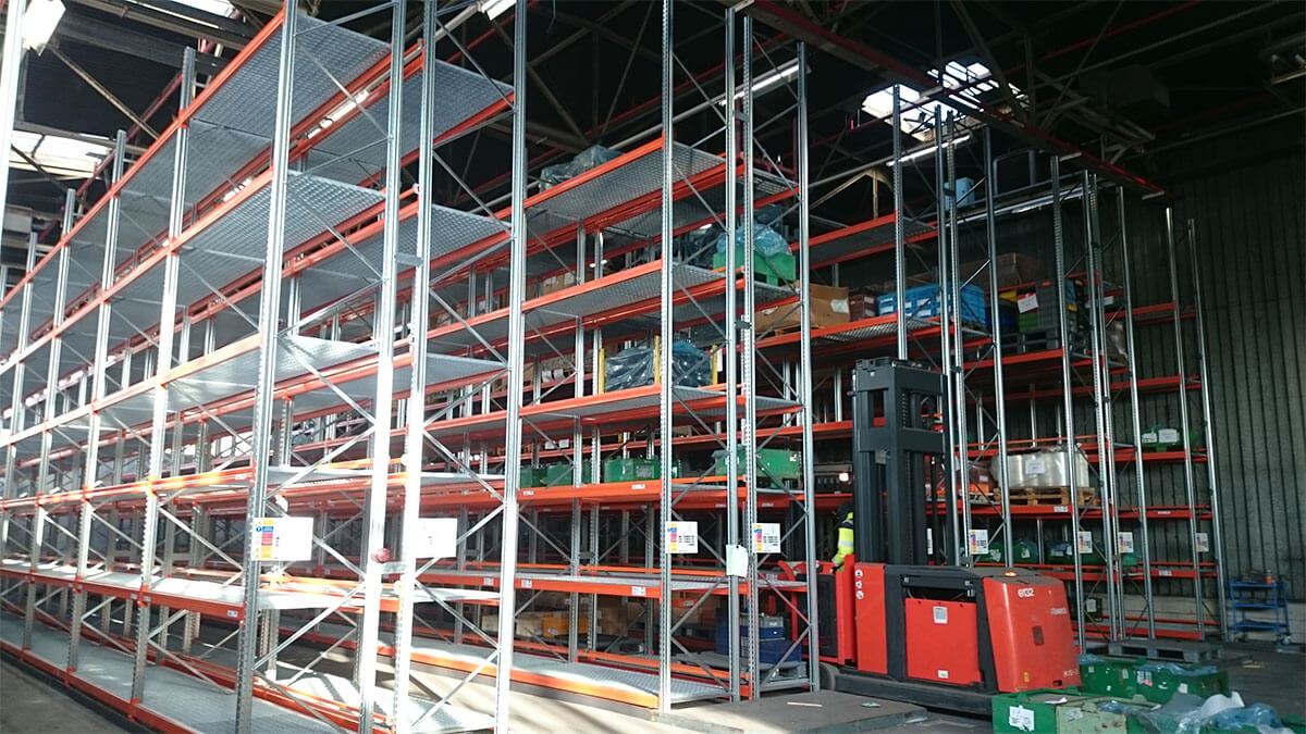 Renault | AR Racking UK